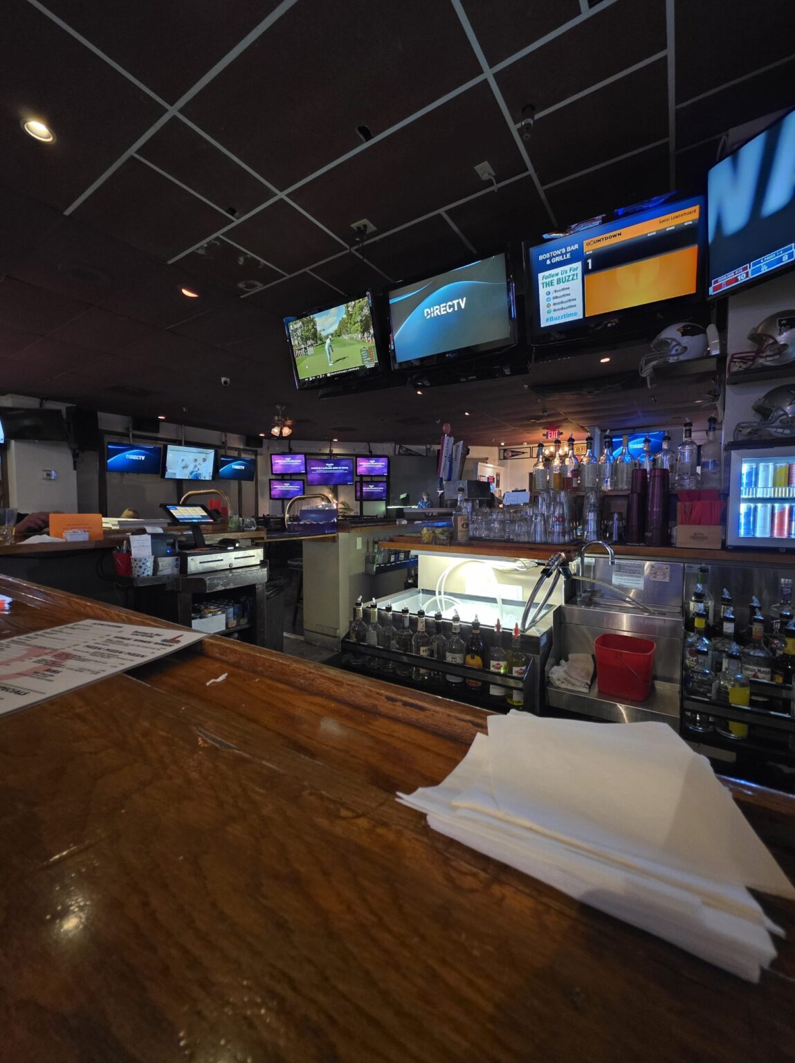 Boston's Bar & Grille - Tempe, Az